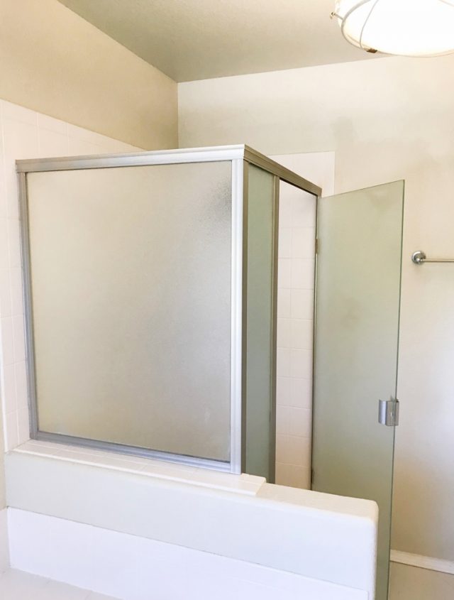 How to Paint a Brass Shower Frame for $30 (Shower Door DIY)